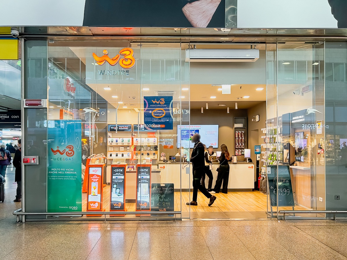 WIND Telefonia Stazione di Roma Termini | Roma Termini | In Stazione