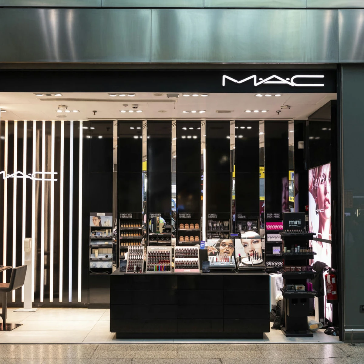 MAC Cosmetics | Roma Termini | In Stazione